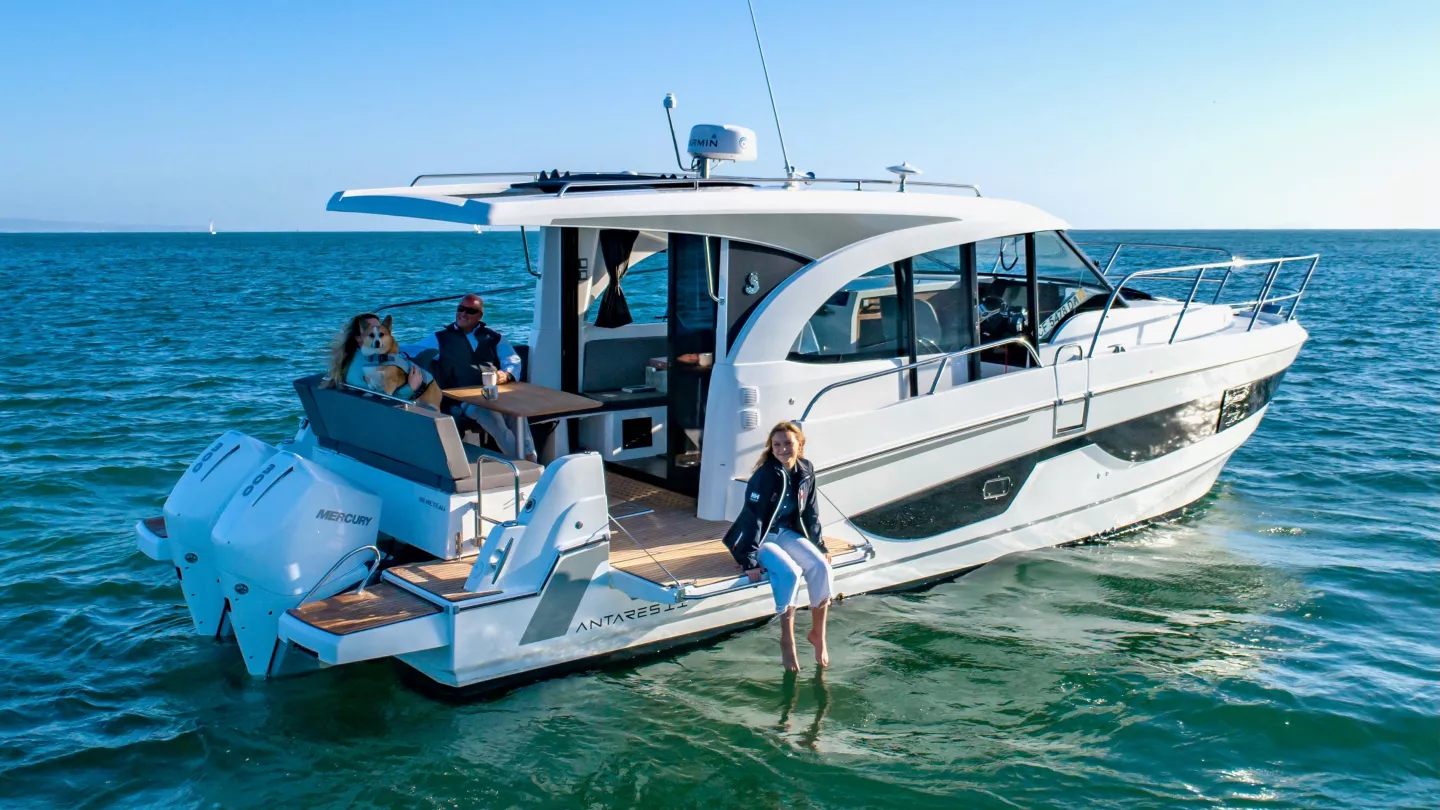Antares 11 - Prestige Yacht Sales
